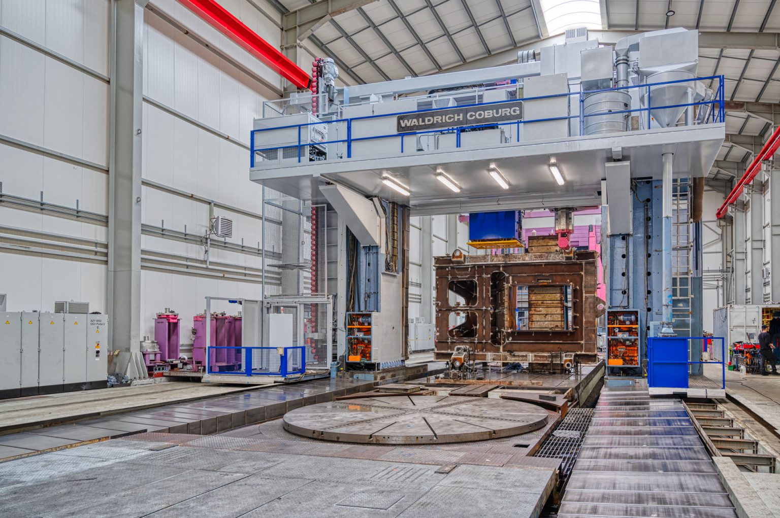 Obróbka mechaniczna - IN-BUL - Konstrukcje stalowe